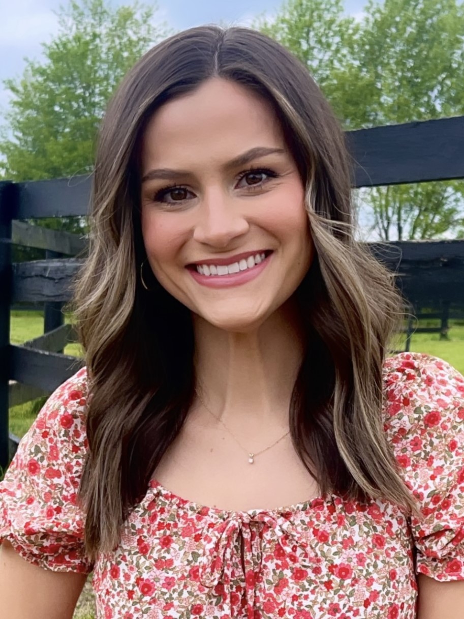 Emily Solomon — Happily Ever After Travel